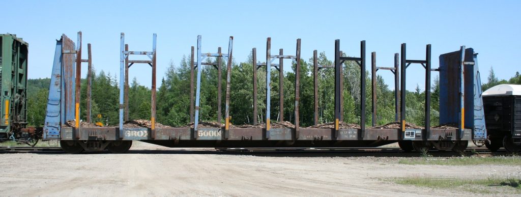 Pulpwood | Algoma Central in HO Scale