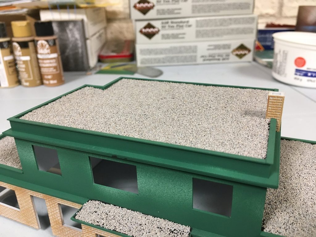 Tar and Gravel Flat Roof Surface | Algoma Central in HO Scale